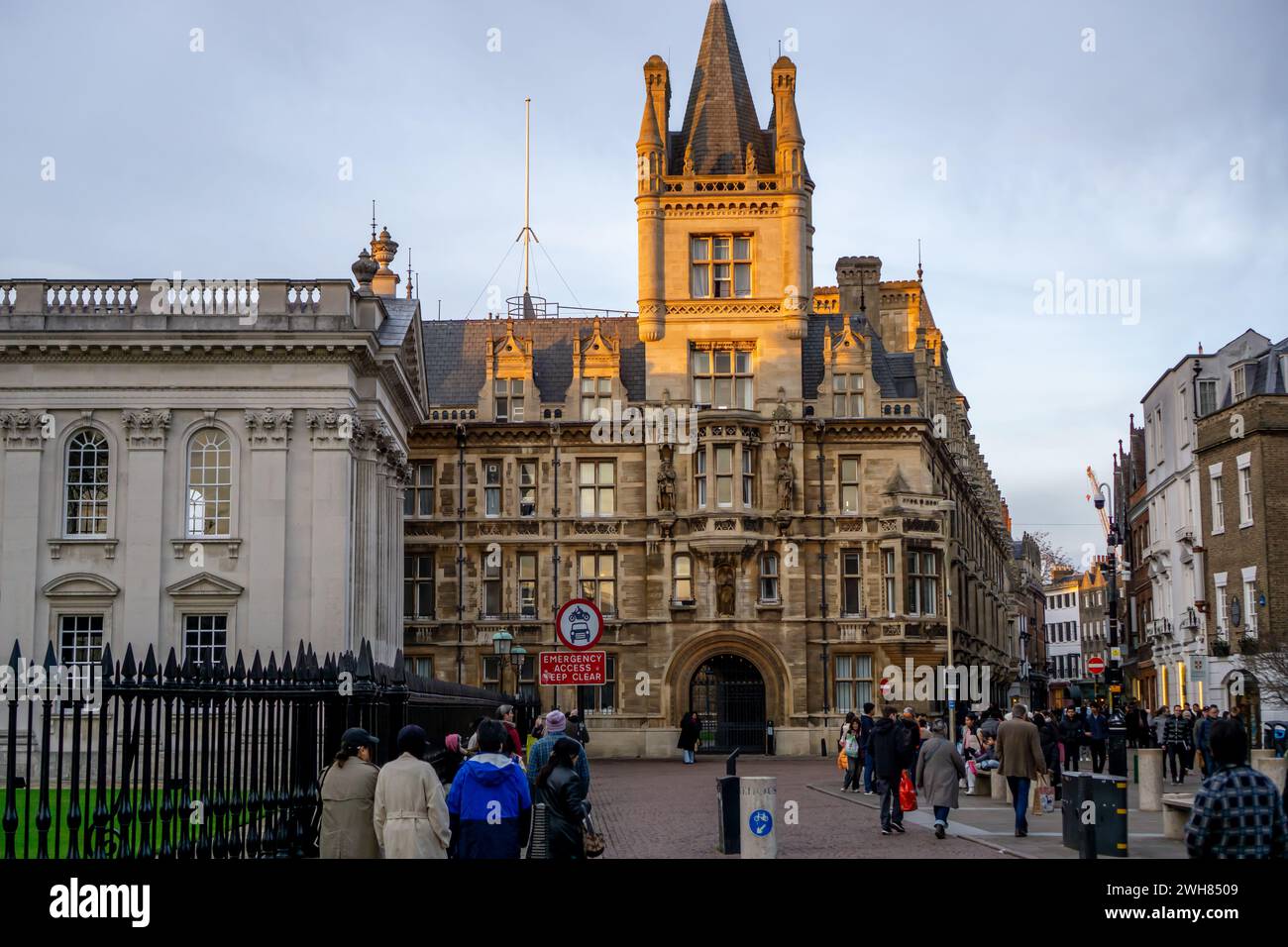 Cambridge university logo logo hi-res stock photography and images - Alamy