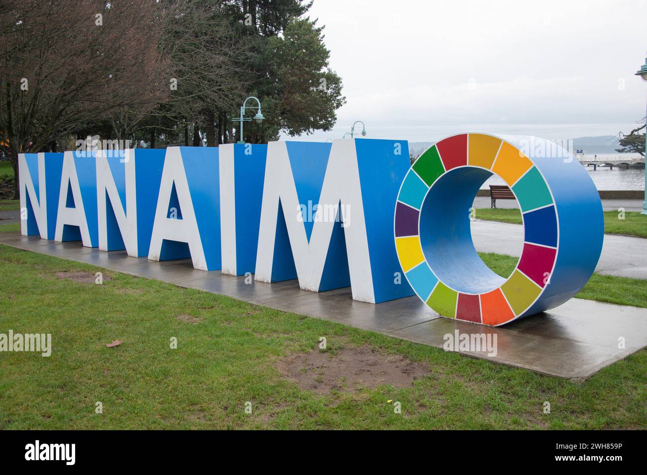 The Nanaimo sign at Maffeo Sutton Park in Nanaimo, British Columbia ...