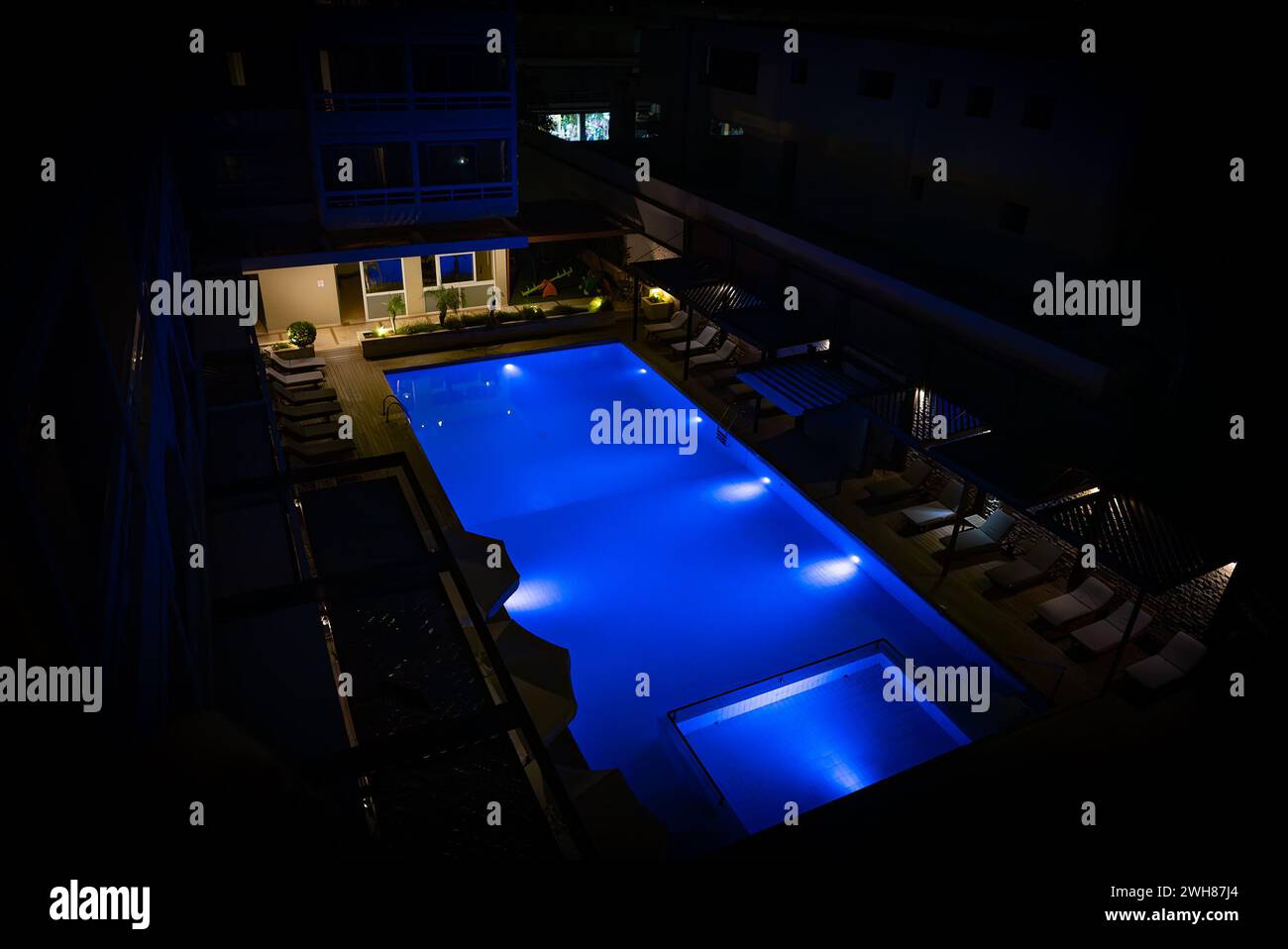 Backyard pool night hi-res stock photography and images - Alamy