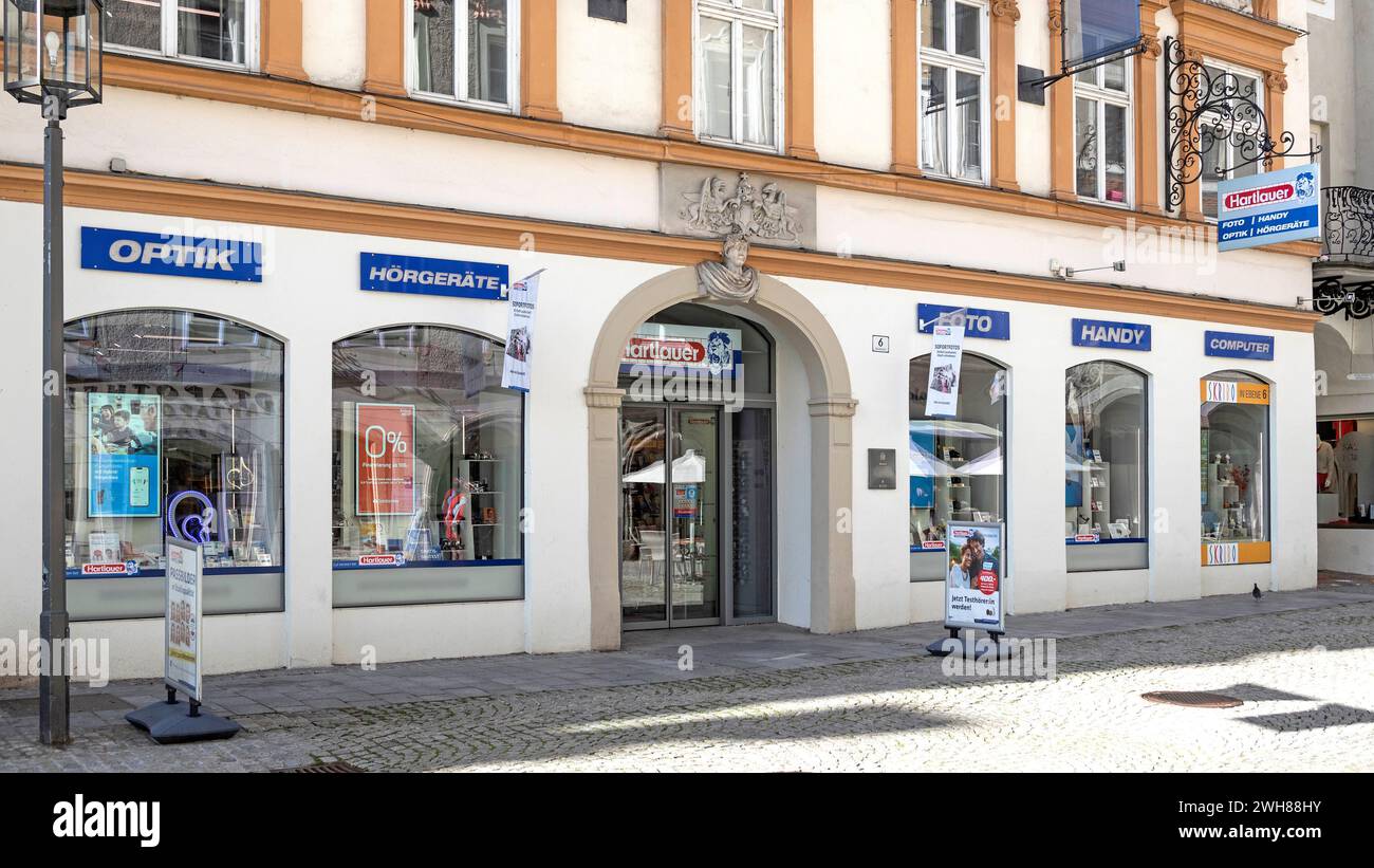 Optikergeschaft hi-res stock photography and images - Alamy
