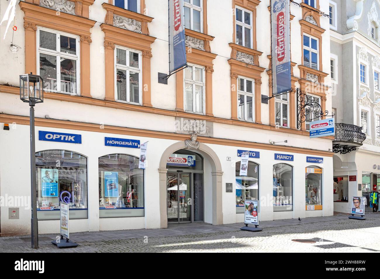 Elektroketten hi-res stock photography and images - Alamy