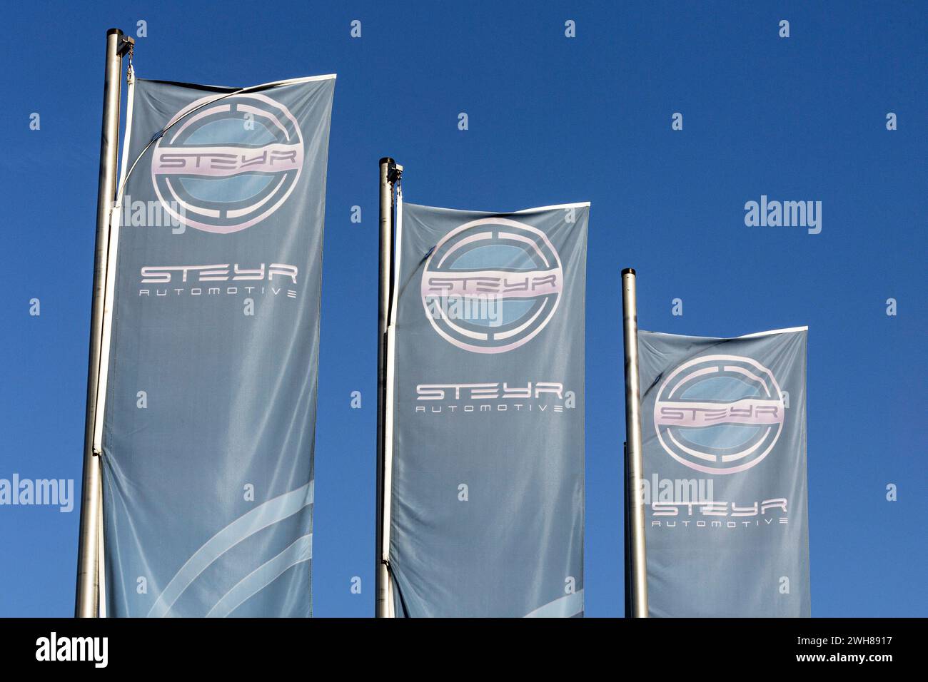 Fahrzeugunternehmen hi-res stock photography and images - Alamy