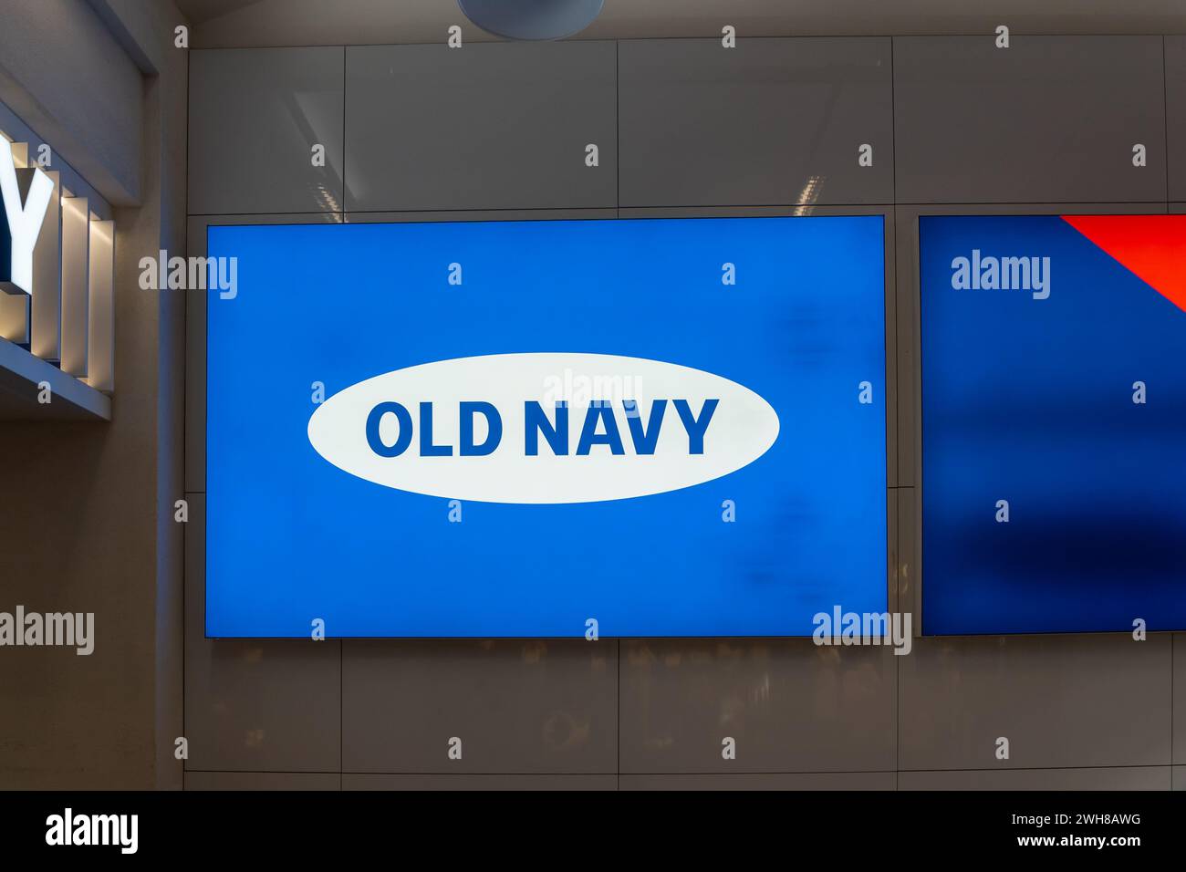 Old navy logo hi-res stock photography and images - Alamy