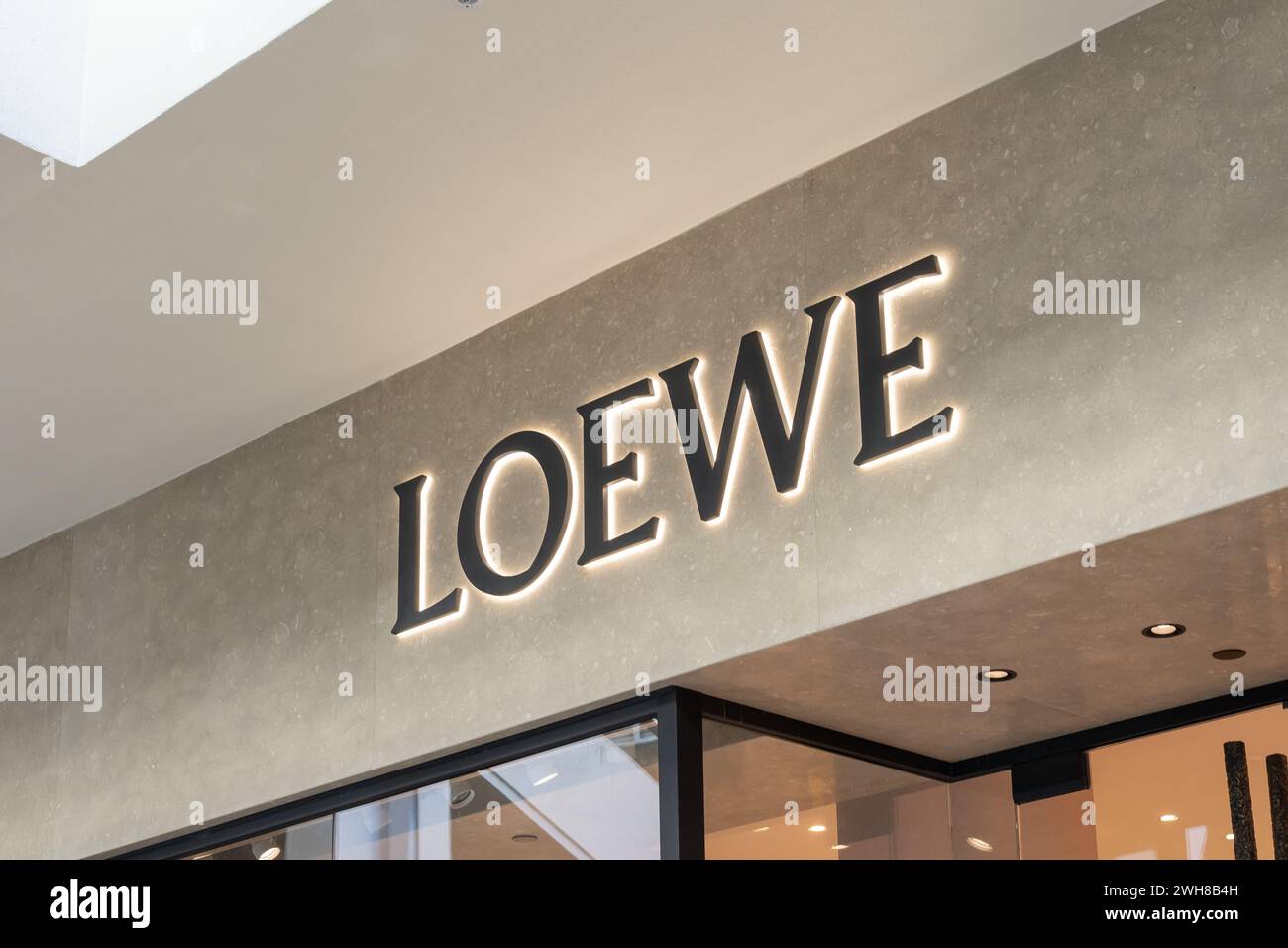 Loewe sign hi-res stock photography and images - Alamy