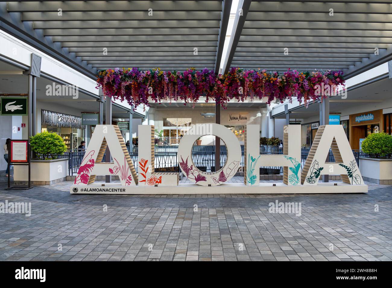 Aloha sign at the Ala Moana shopping mall in Honolulu, Hawaii Stock ...
