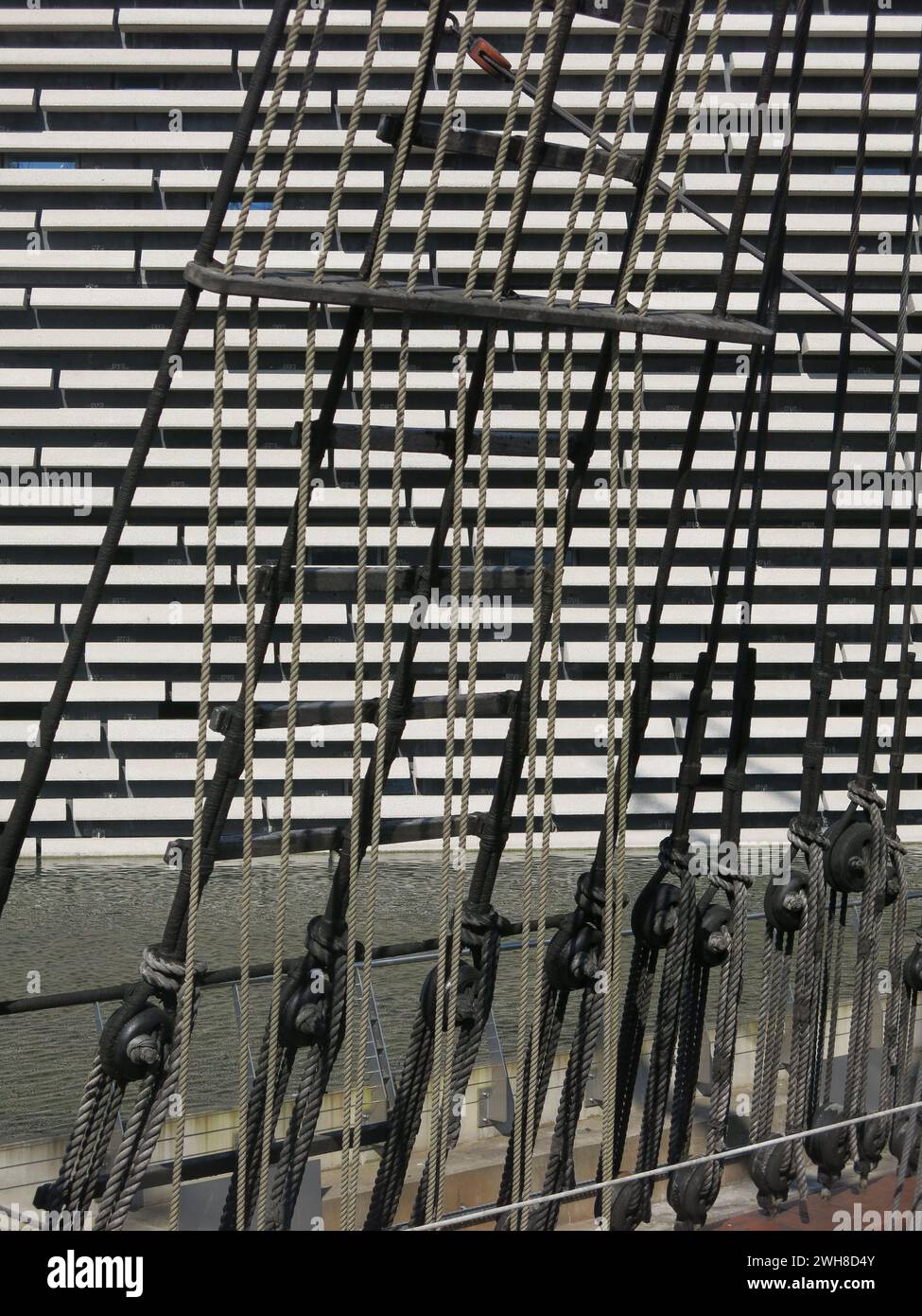 Horizontal & vertical lines create some abstract geometry from the ...