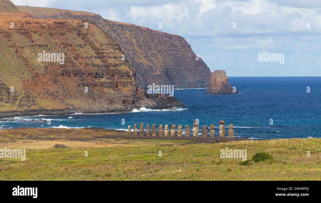 The view from Rano Raraku of the 15 moais of Ahu Tongariki, the blue ...