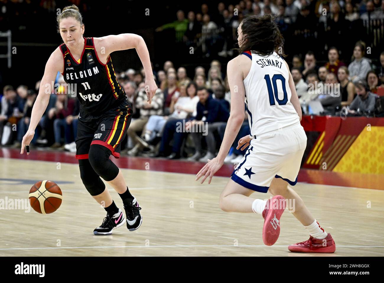 Antwerp, Belgium. 08th Feb, 2024. Belgium's Emma Meesseman and USA's ...