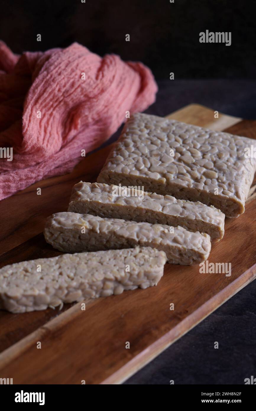 Tempeh culture hi-res stock photography and images - Alamy