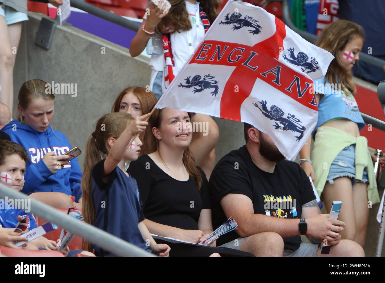 Young England Lionesses fan girl waves England flag England v Northern ...