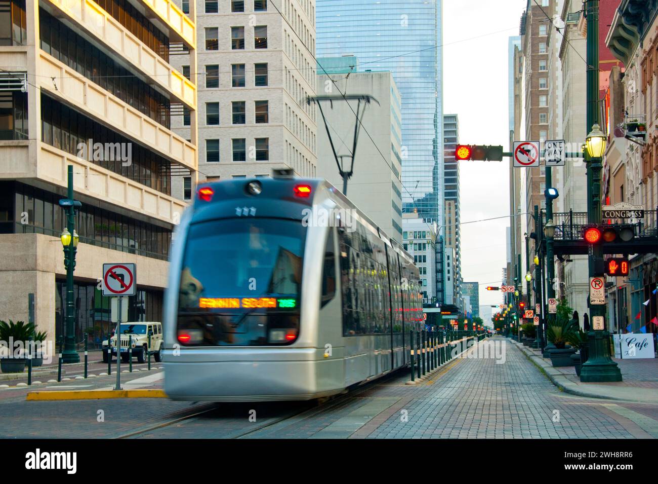 Houston metro rail hi-res stock photography and images - Alamy
