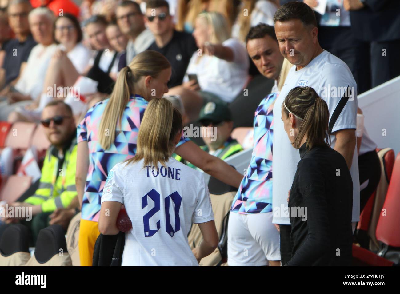 Ella scott hi-res stock photography and images - Alamy