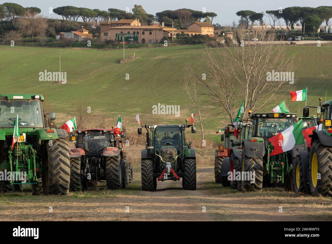Trattori in presidio hi-res stock photography and images - Alamy
