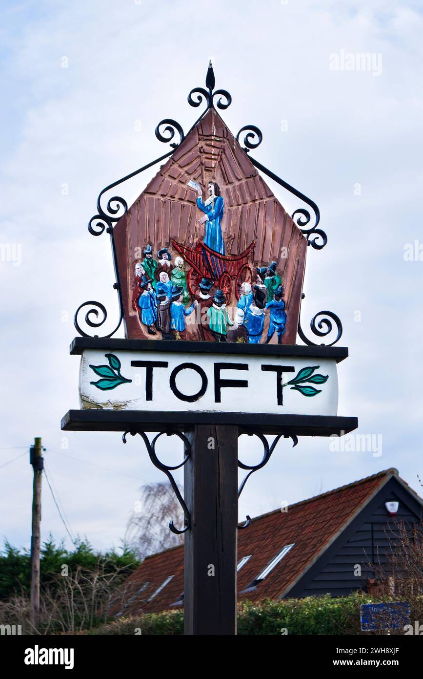 Village Sign in Toft, Cambridgeshire (west side, with illustration of ...