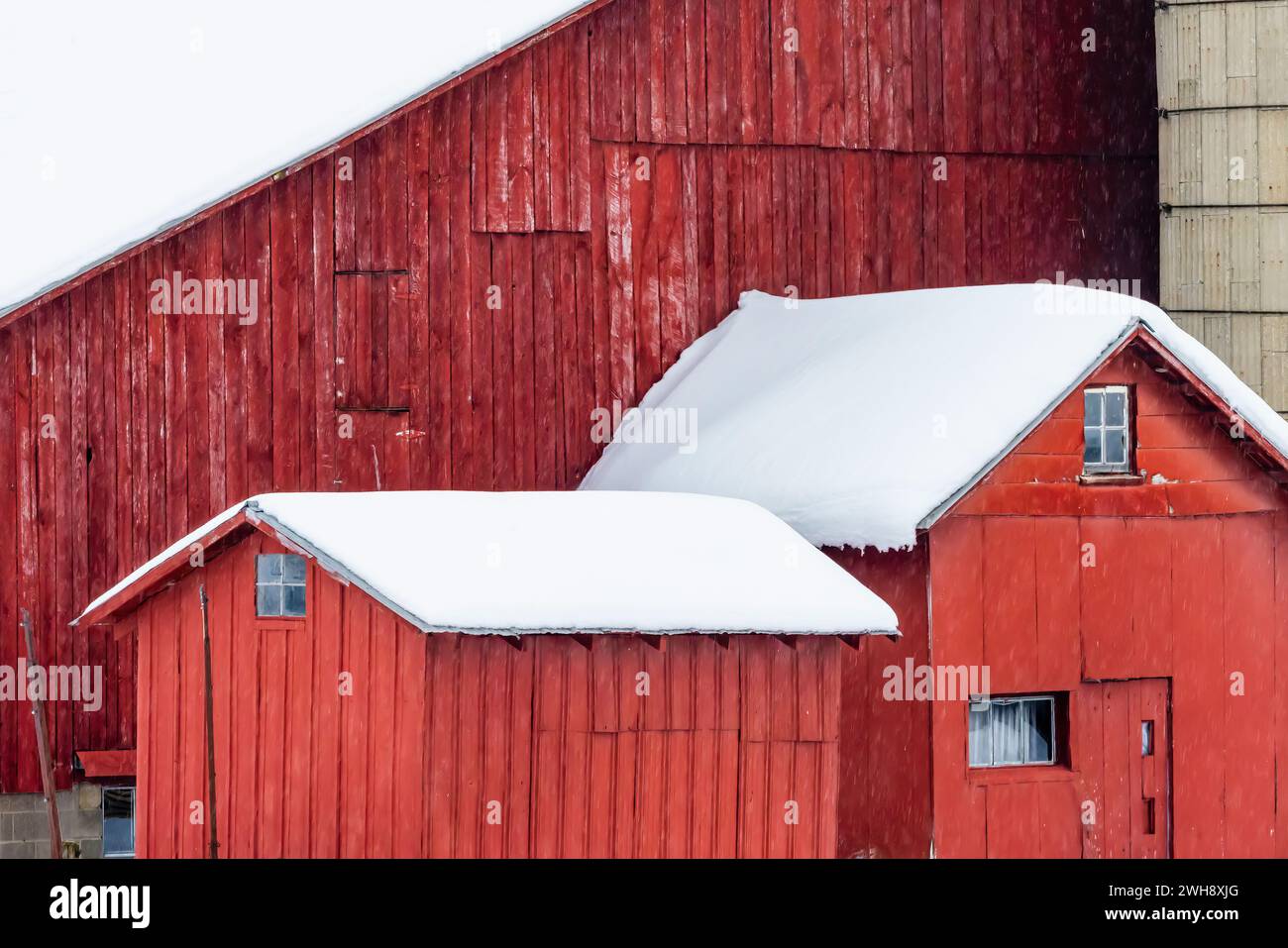 Amish barn hi-res stock photography and images - Alamy