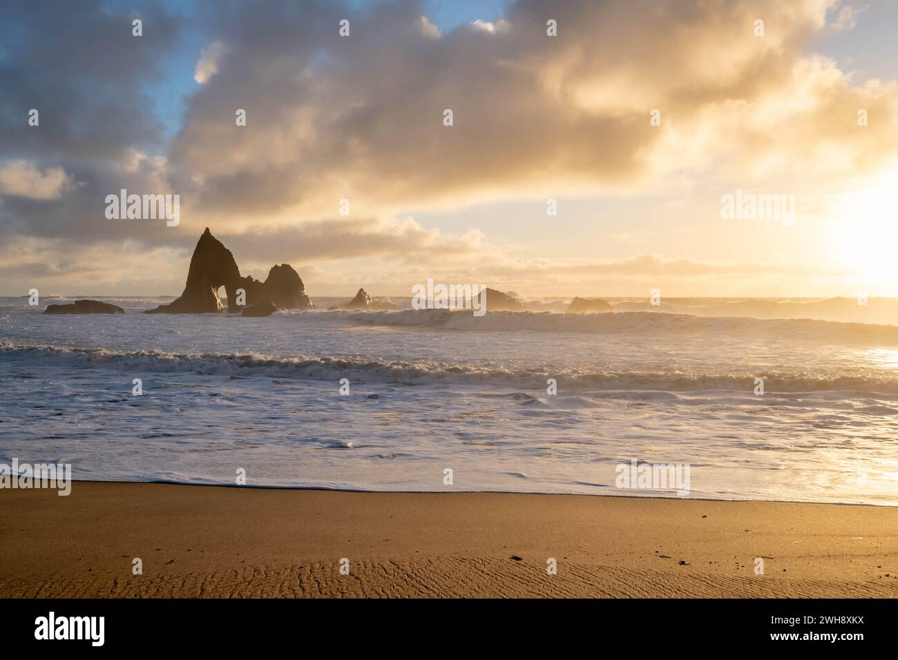 Rainstorm beach hi-res stock photography and images - Alamy