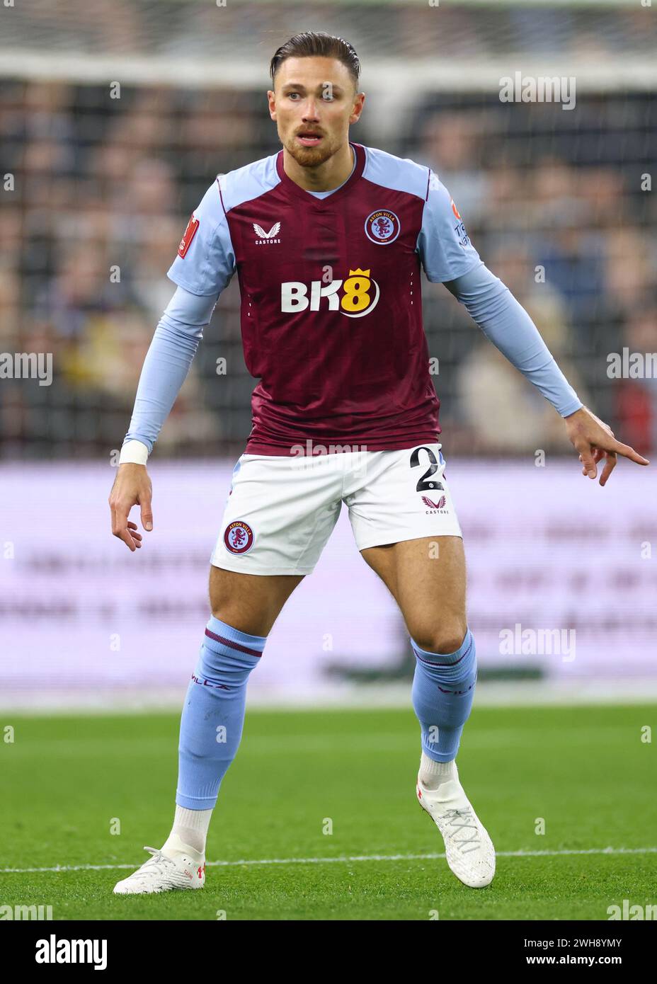 Matty cash footballer hi-res stock photography and images - Alamy