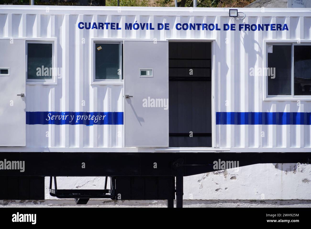 CUARTEL MOVIL TODD D ROBINSON Quito 8 de febrero 2024. Entrega del ...