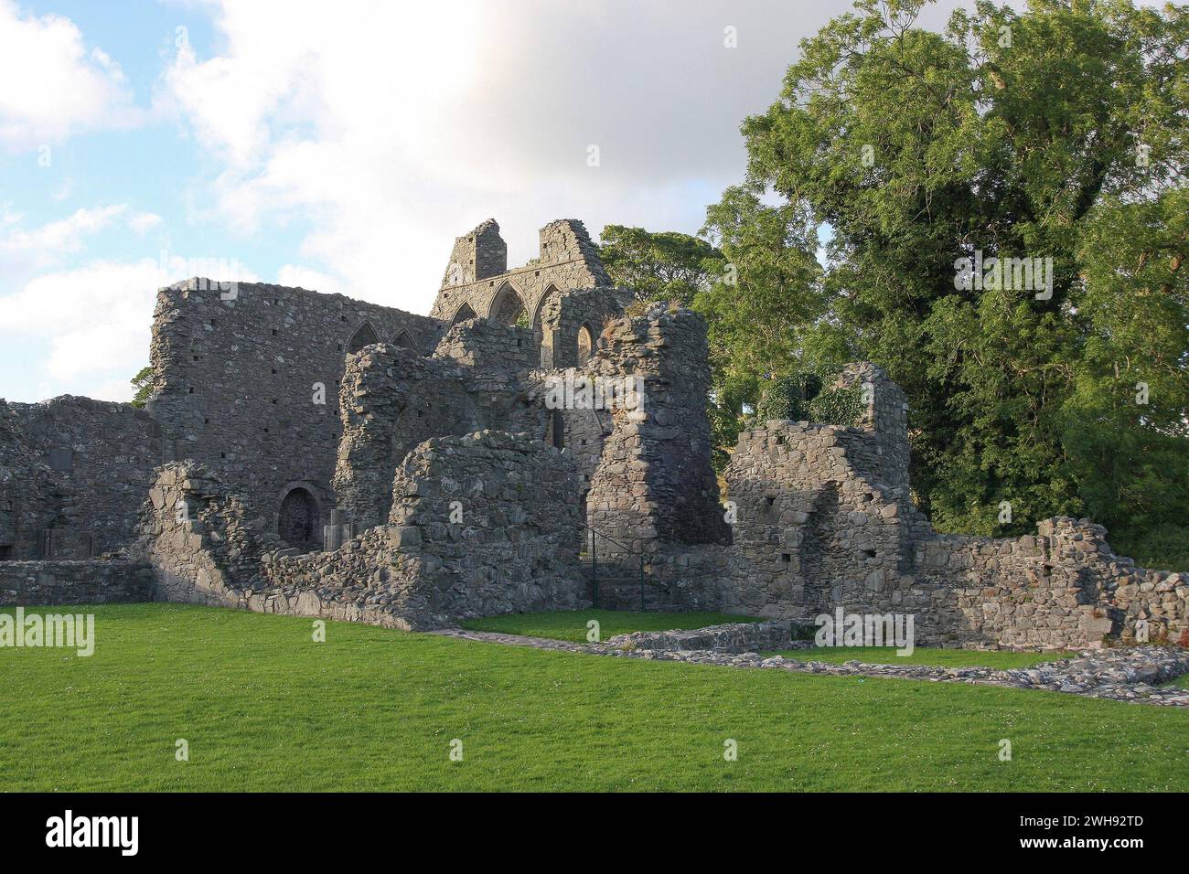 Inch abbey hi-res stock photography and images - Alamy