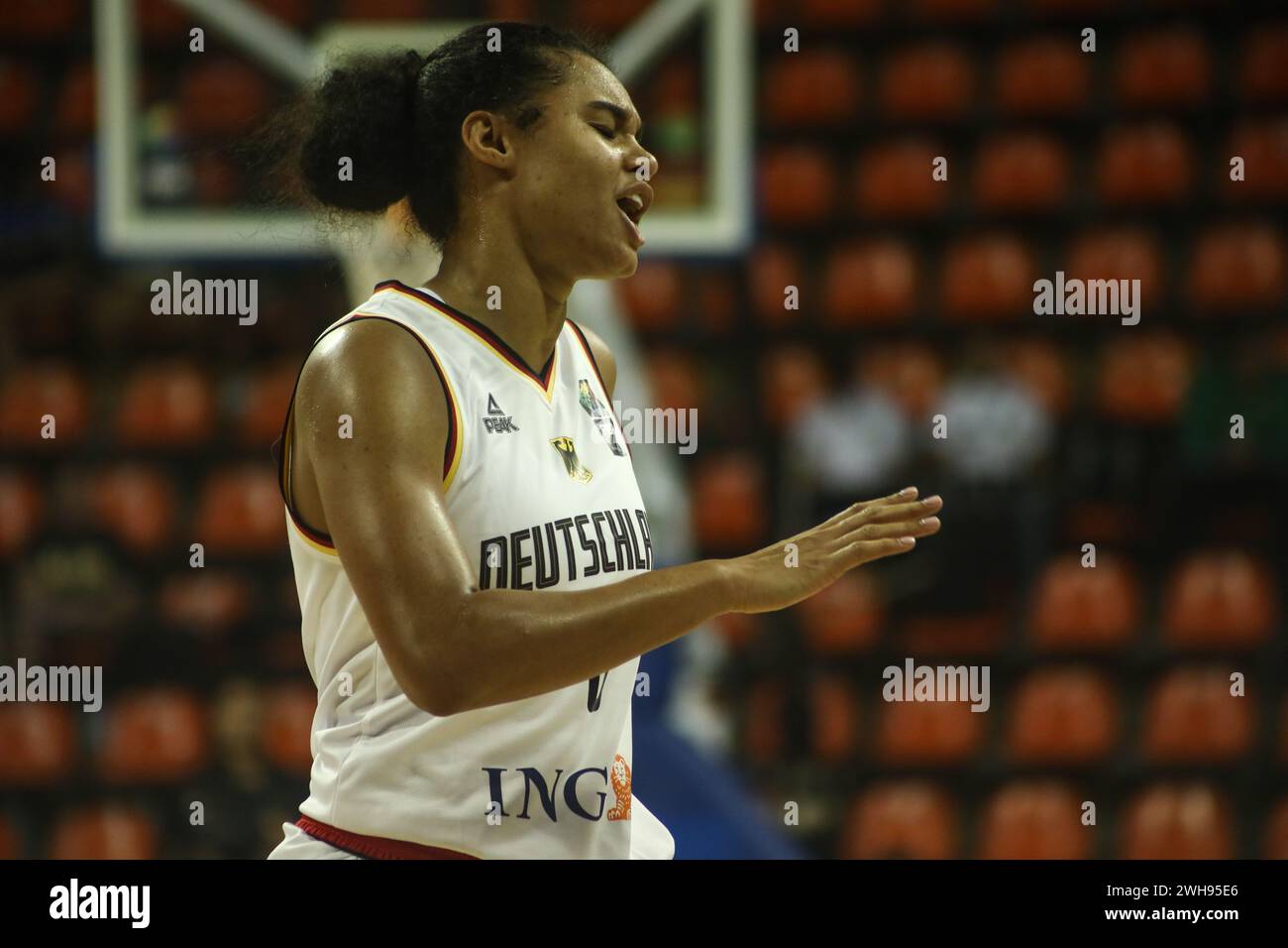 Belem, Brazil. 08th Feb, 2024. Basketball: Women, Olympic Qualification ...