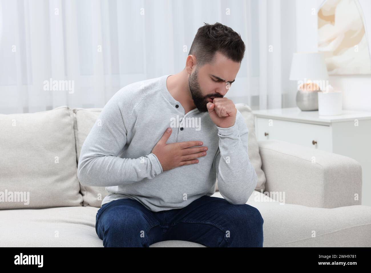 Sick male coughing symptoms bronchitis hi-res stock photography and ...