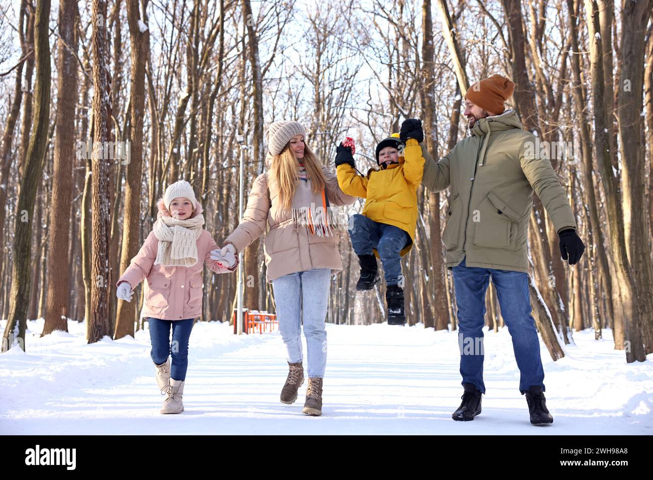 Father daughter walking school hi-res stock photography and images - Alamy