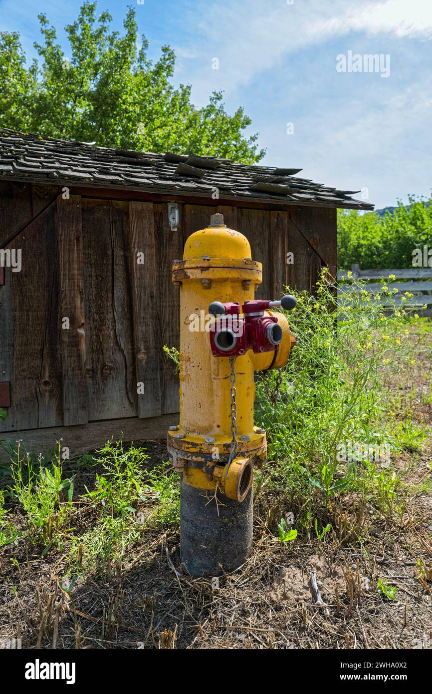 Antique fire hose hi-res stock photography and images - Alamy