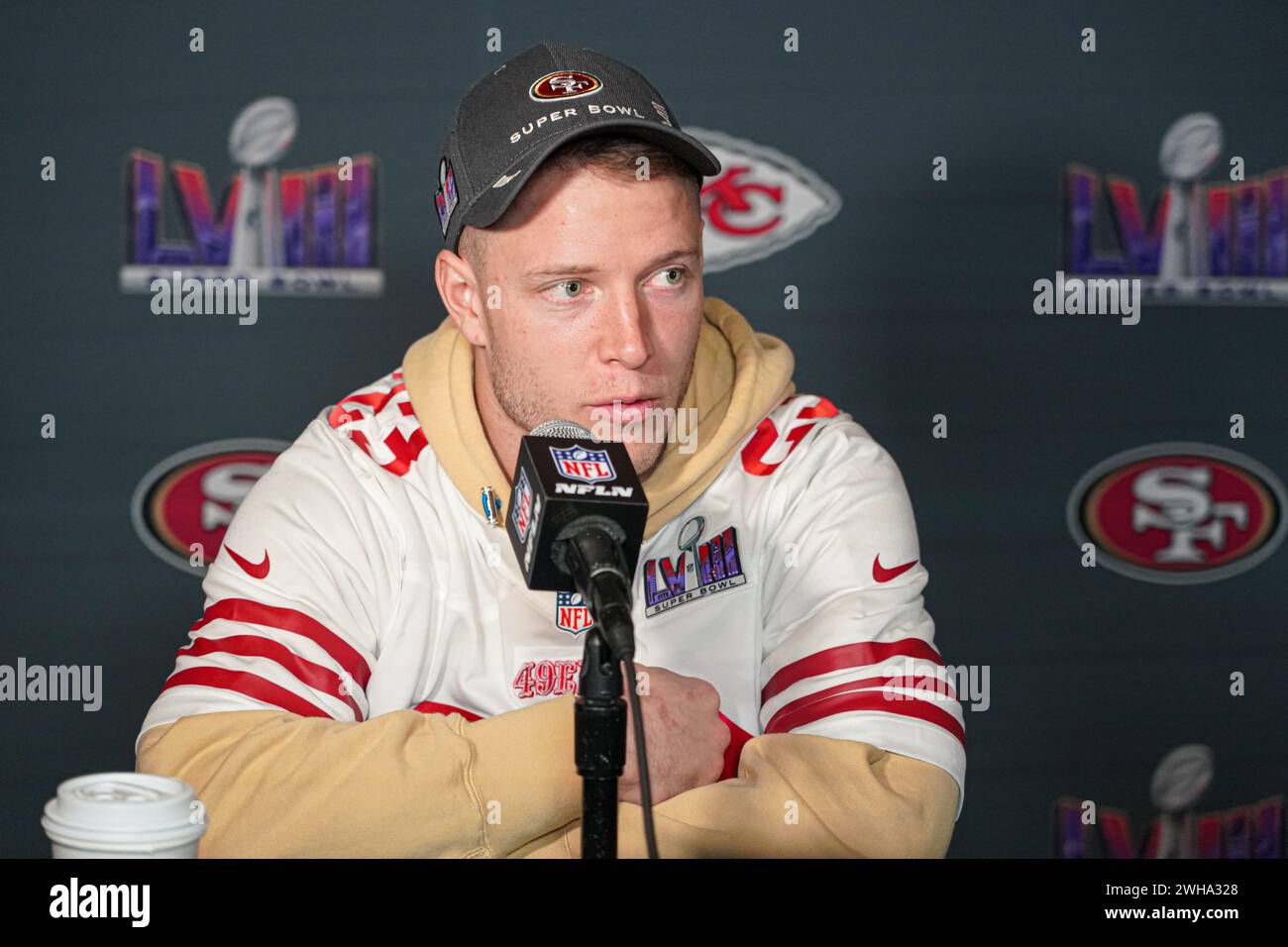 Christian mccaffrey 49ers hi-res stock photography and images - Alamy