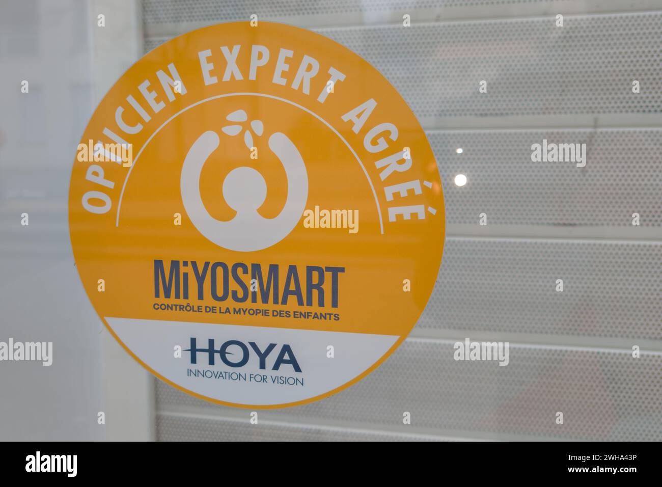Bordeaux , France - 02 05 2024 : Hoya miyosmart sign logo and text ...