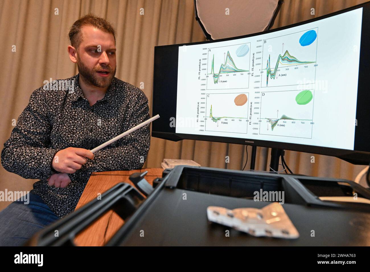 Detecting counterfeit hi-res stock photography and images - Alamy