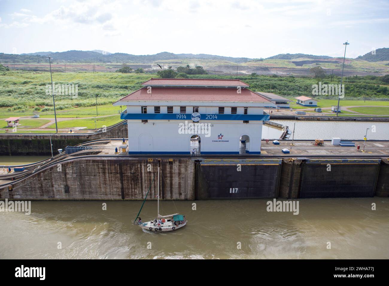 Gates and basin of Miraflores Locks Panama Canal filling to raise a ...