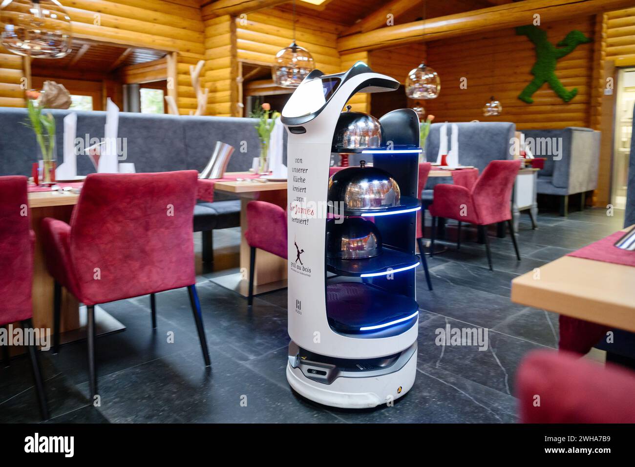 Robot restaurant germany hi-res stock photography and images - Alamy