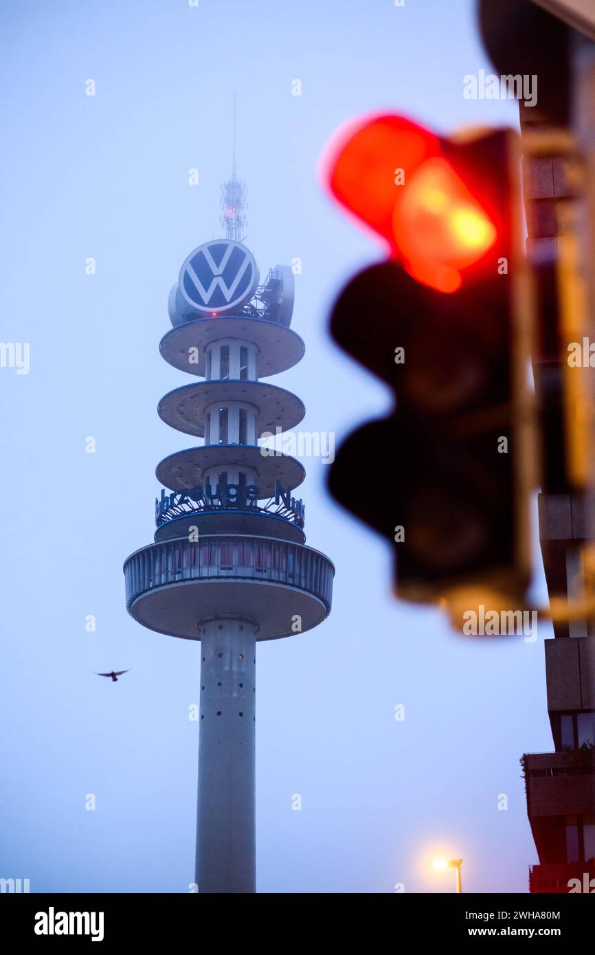 Hanover, Germany. 09th Feb, 2024. A red traffic light shines within ...