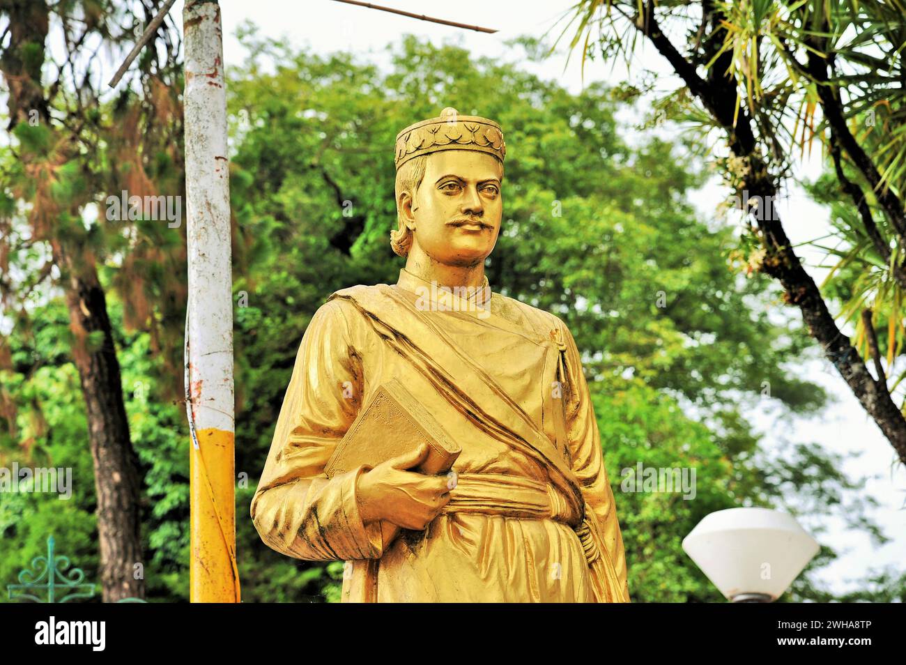 Bhanubhakta Acharya statue, Mall Road, Chowrasta, Darjeeling, West ...