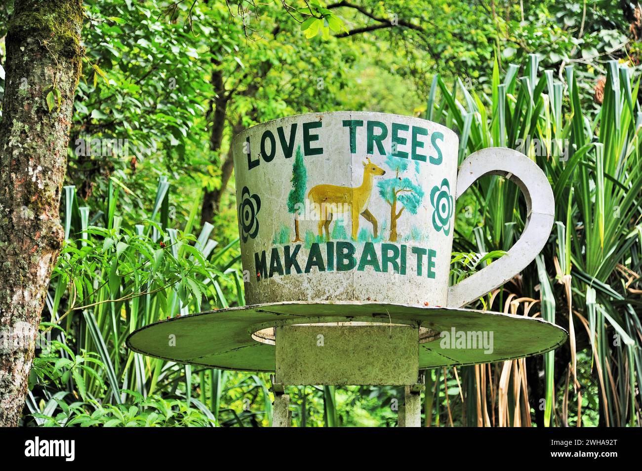 Cup and saucer sculpture, Makaibari Tea Estate, Kurseong, Darjeeling ...
