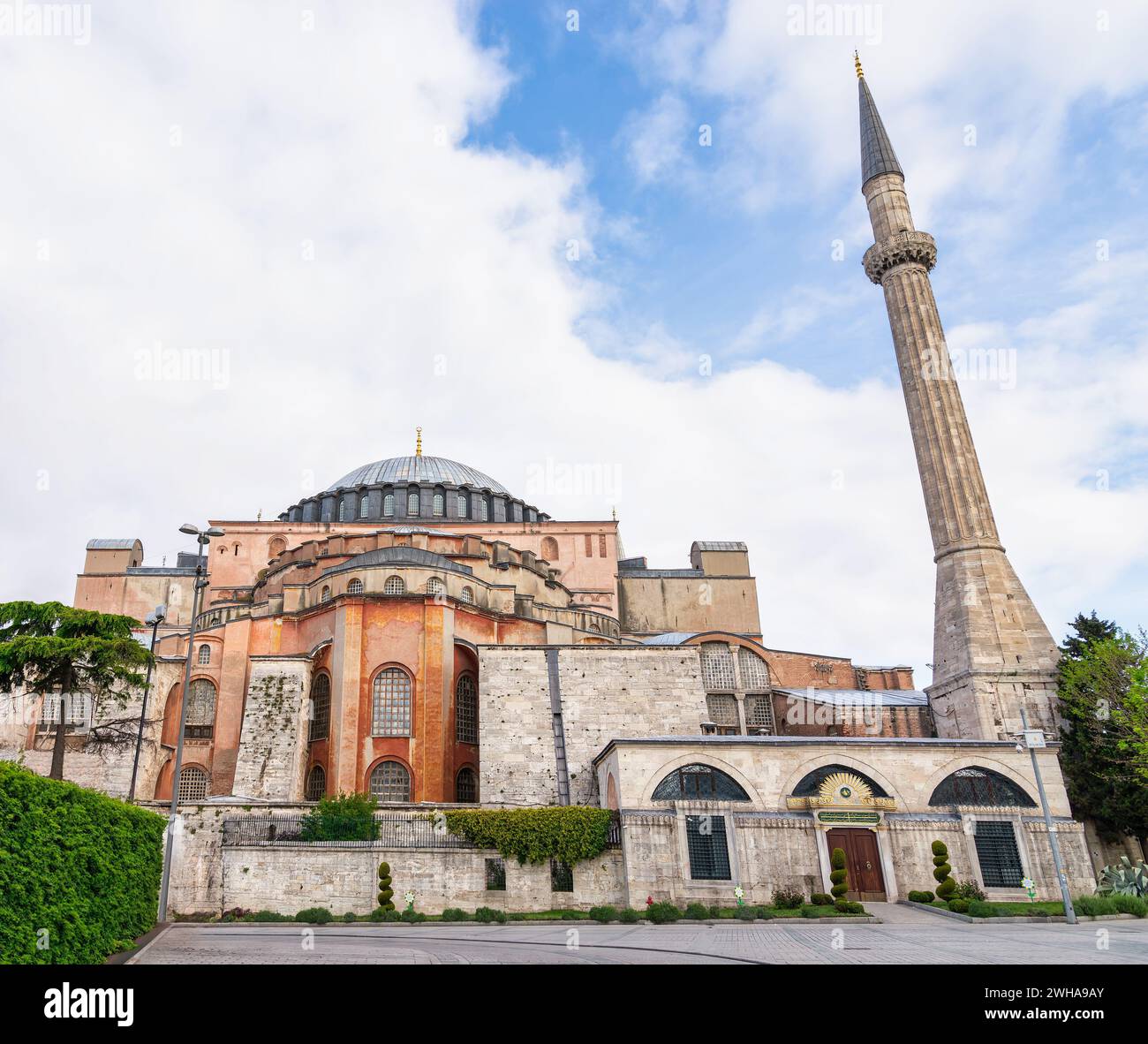 Ayasofya hagia sophia historic hi-res stock photography and images - Alamy