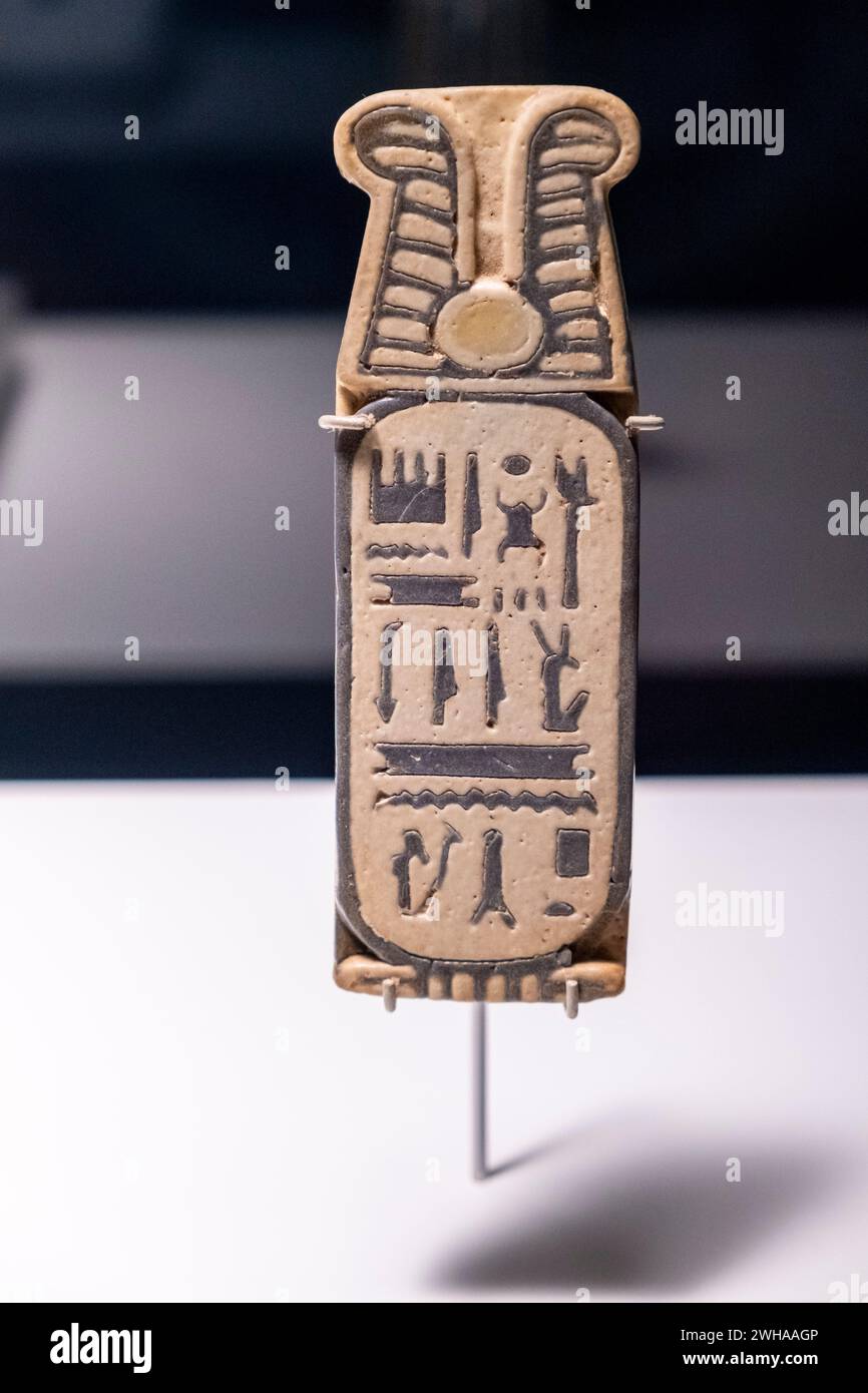 Tile with inlays and the name of Pharaoh Seti II, Faience, 19th dynasty ...