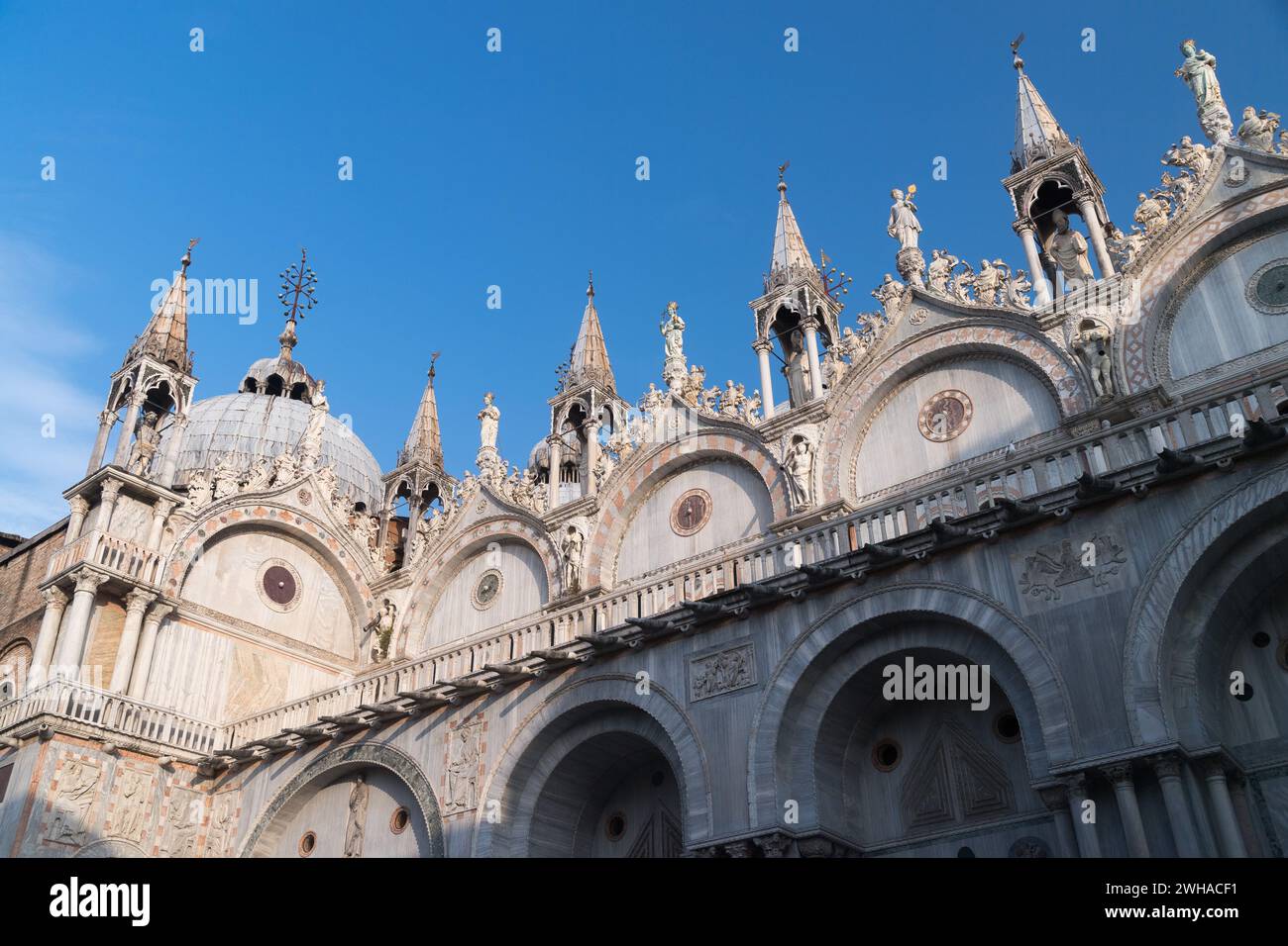 Middle-Byzantine, Romanesque and Gothic Basilica Cattedrale Patriarcale ...