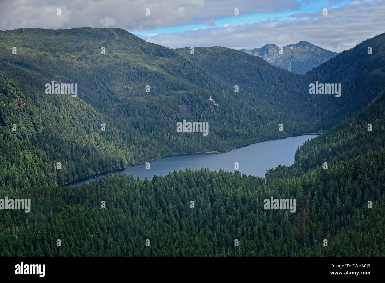 Alaska blue green aerial hi-res stock photography and images - Alamy