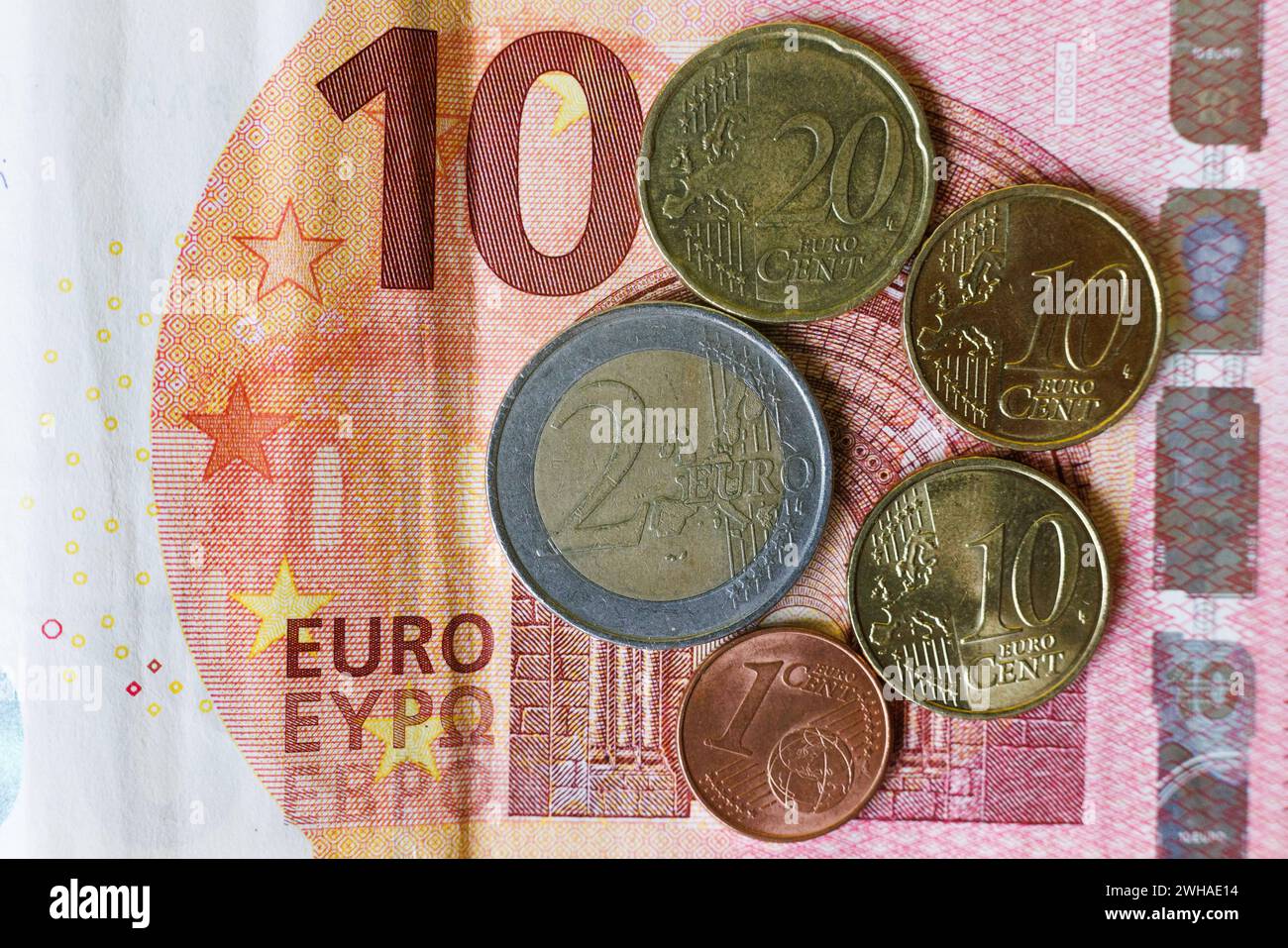 Lohnanhebung hi-res stock photography and images - Alamy