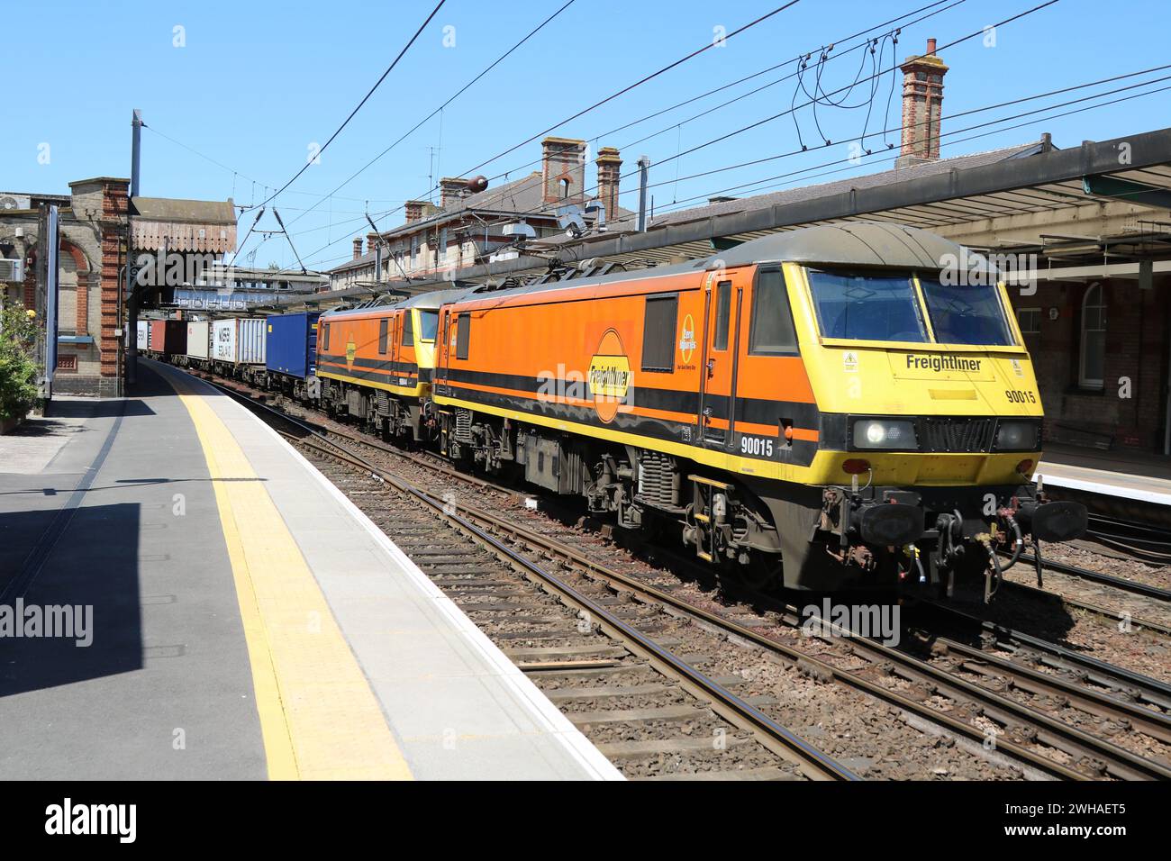 Class 90 hi-res stock photography and images - Alamy