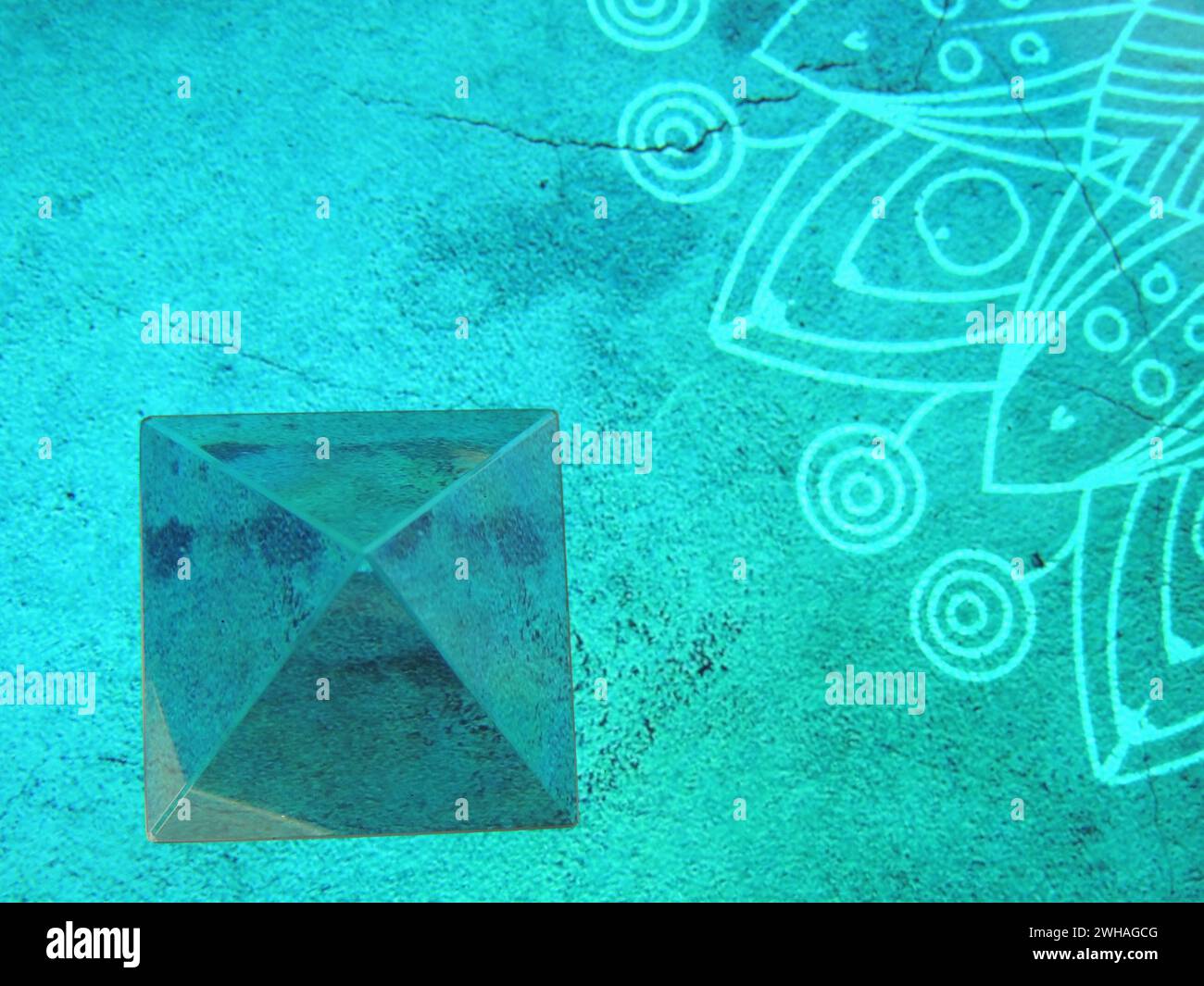 Sacred geometry logo hi-res stock photography and images - Alamy