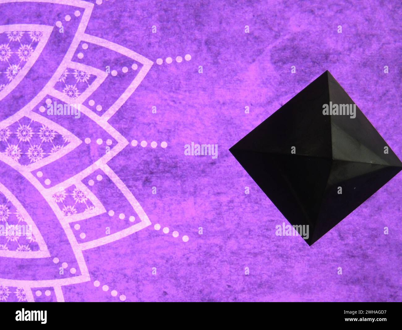 Sacred Geometry, pyramids, among mandalas Stock Photo - Alamy