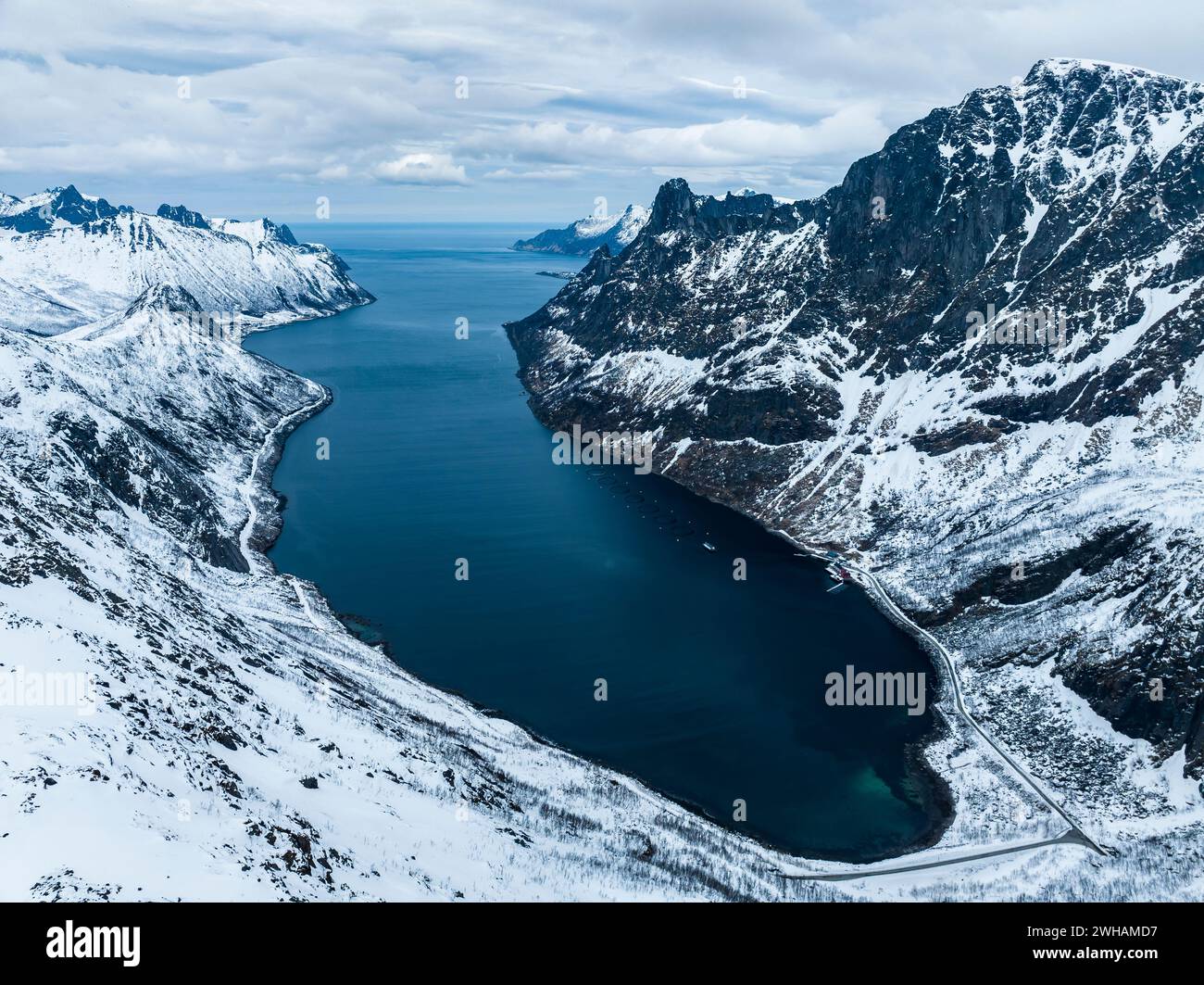Aerial scenic shot ocean mountains hi-res stock photography and images ...