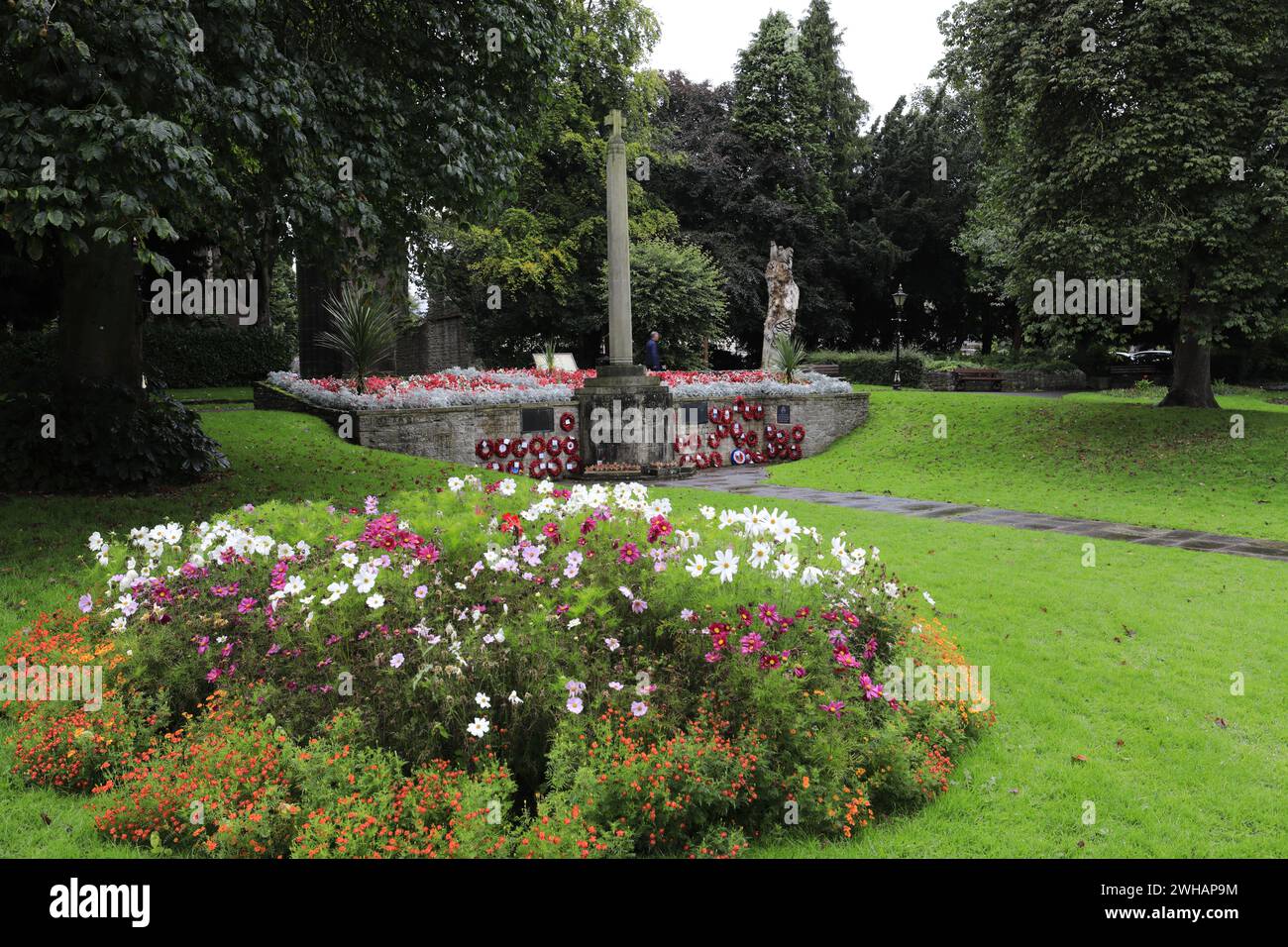The war memorial and Grey Friars Bell Tower; Richmond City; North ...