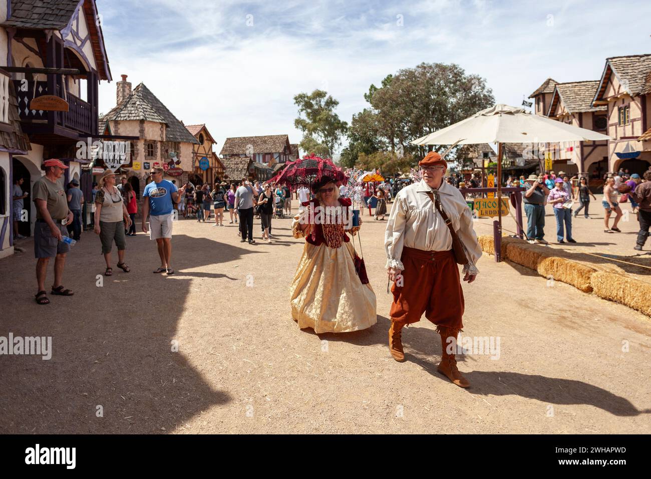 Renaissance man with lady hi-res stock photography and images - Alamy