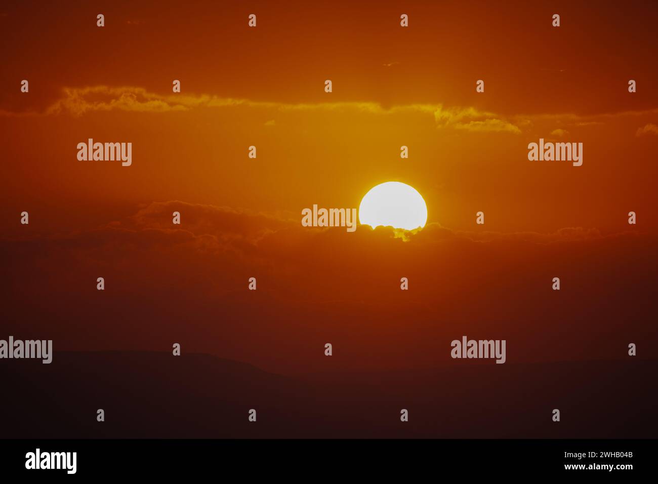 Judea desert blue sky hi-res stock photography and images - Alamy