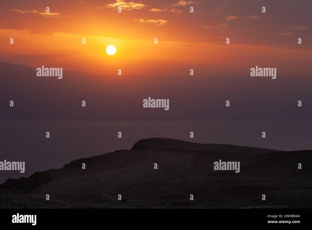 awe inspiring sunrise over the Dead Sea and Judaean Desert, Israel ...