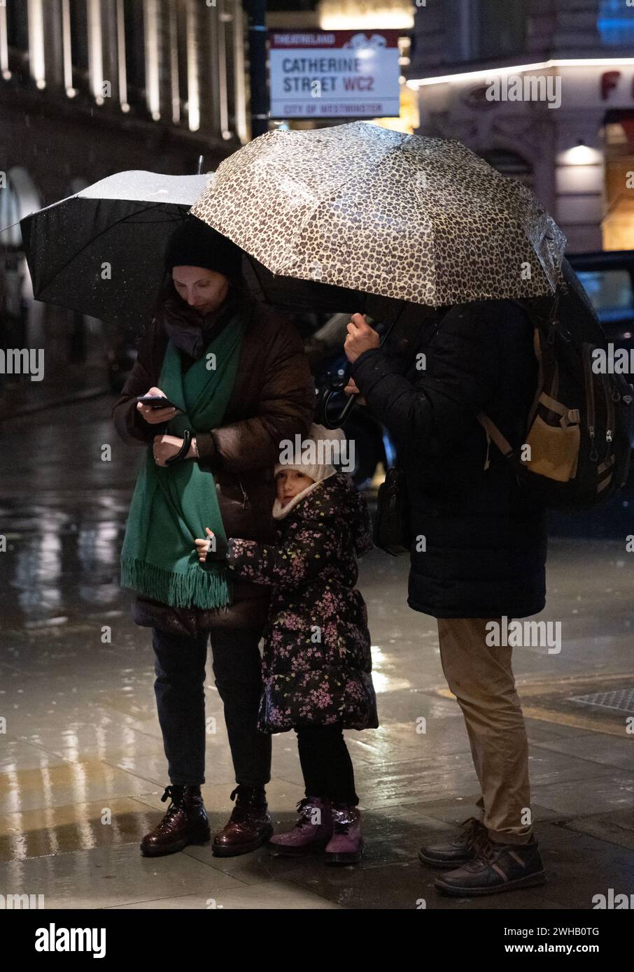 Damp and cold london hi-res stock photography and images - Alamy