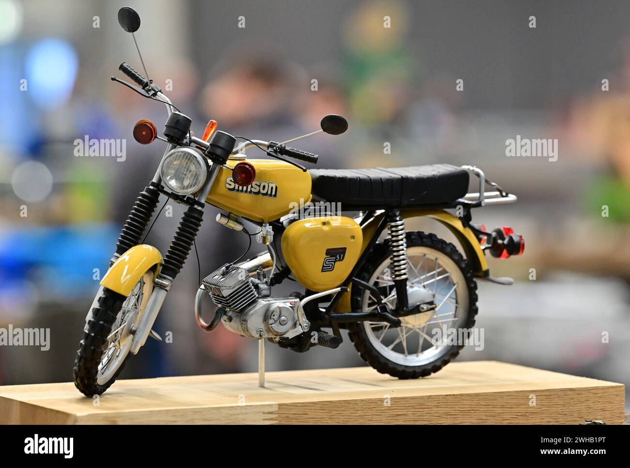 Erfurt, Germany. 09th Feb, 2024. The model of a Simson S51 is presented ...